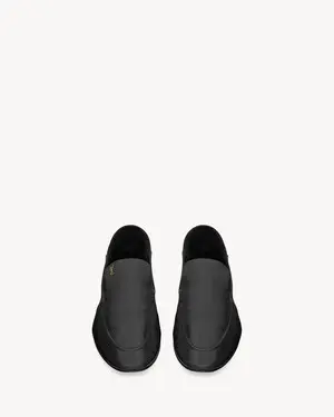 Saint Laurent Alain Slippers In Smooth Leather - Black