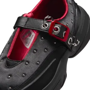 JORDAN Pointe Sneakers