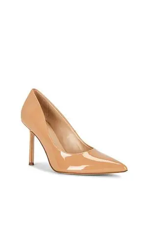 FAVORITE DAUGHTER Riley Pump In Tan