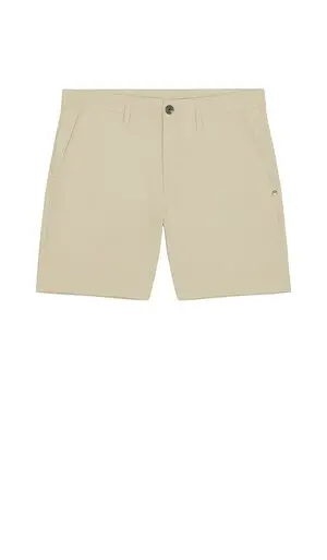 Vuori Meta 6 Short In Cream