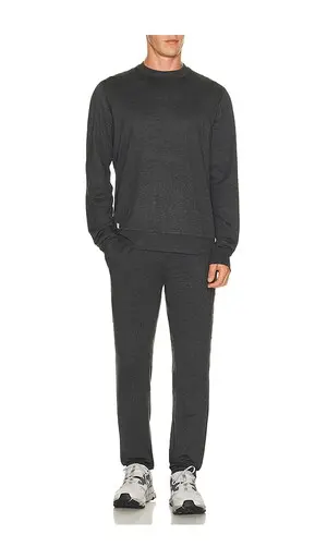 Vuori Ponto Performance Crew Pullover In Grey