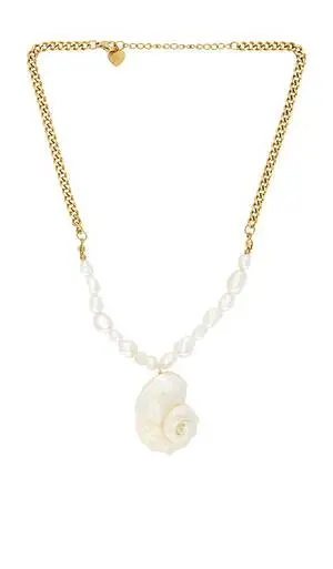 LOVERS AND FRIENDS Eden Shell Necklace In Metallic Gold - Gold Multi