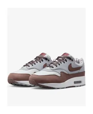 Nike Max 1 Low-top Sneakers