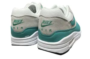 Nike Max 1 Lace-up Sneakers