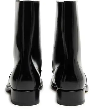 THE ROW Kai Lace-up Patent Leather Ankle Boots - Black