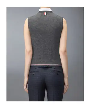 Thom Browne Sleeveless Ribbed Crewneck Top With Rwb Tipping - Medium Gray