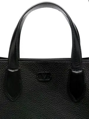 Valentino Garavani Antibes Medium Tote Bag In Grained Leather