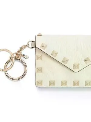 Valentino Garavani Rockstud Charm In Grainy Calfskin - Neutrals