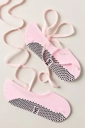 Shashi Shashi Essentials Ballet Tie No Show Socks Pink