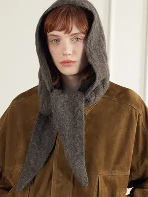 Sea Allen Cable-knit Baclava