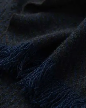 Johnstons Of Elgin Yarrow Navy & Charcoal Cashmere Scarf - Grey