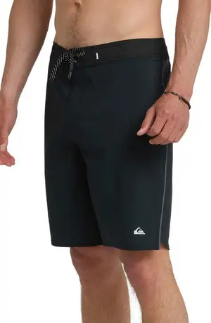 Quiksilver Highline Aero Board Shorts