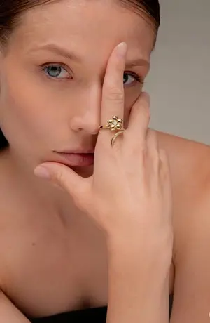 YOJ Meigu Crystal Open Ring