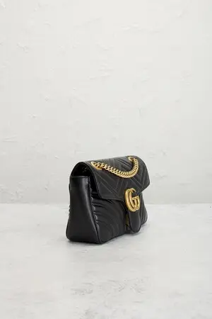 Gucci Gg Marmont Shoulder Bag - Black
