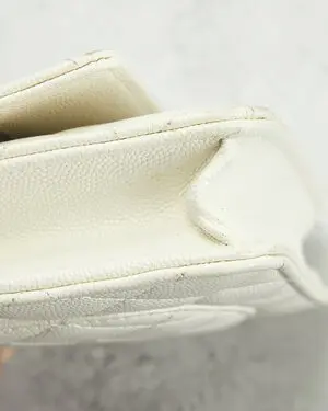 Chanel Caviar Classic Wallet On Chain - White