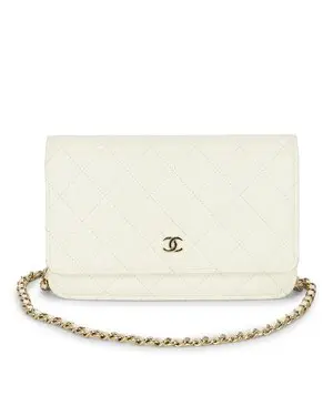 FWRD RENEW Chanel Caviar Classic Wallet On Chain - White