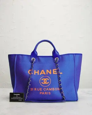 FWRD RENEW Chanel Deauville Nm Tote Bag - Blue