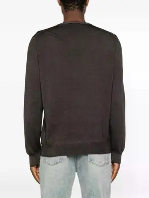 VENGERA Crew-neck Sweater
