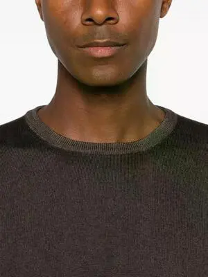 VENGERA Crew-neck Sweater