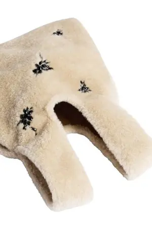 Simone Rocha Mini Faux Fur Shopper Bag With Embellishment - Blonde/jet
