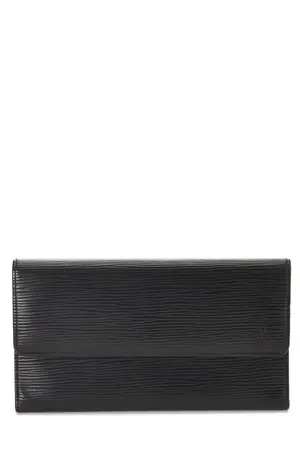 LOUIS VUITTON Epi International Wallet - Black