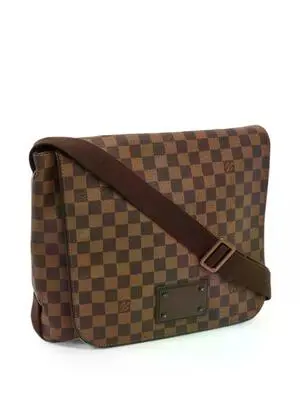 LOUIS VUITTON 2010 Mm Brooklyn Messenger Bag