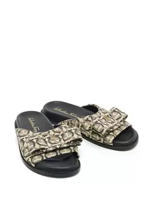 FERRAGAMO Vara Bow Slides