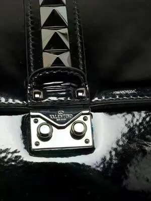 Valentino Garavani Medium Rockstud Glam Lock Shoulder Bag