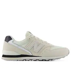 NEW BALANCE 996v2 Sneakers
