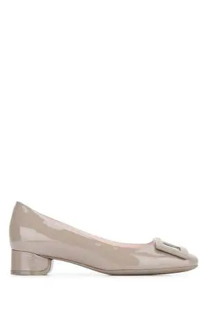 ROGER VIVIER Buckled Round Toe Pumps