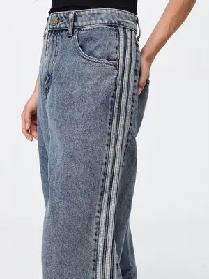 ADIDAS ORIGINALS Relaxed Fit Taped Jeans