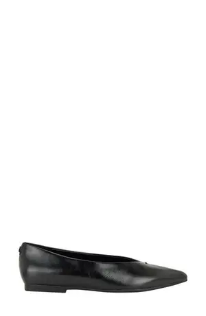 Calvin Klein Gemeen Pointed Toe Flat