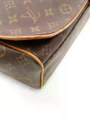 LOUIS VUITTON 2002 Monogram Aves Shoulder Bag