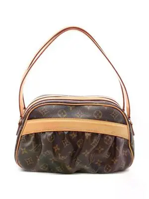 LOUIS VUITTON Monogram Canvas Shoulder Bag