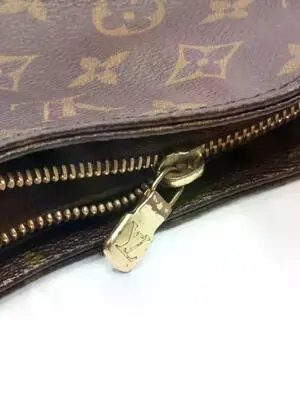 LOUIS VUITTON 2001 Gm Looping Monogram Shoulder Bag