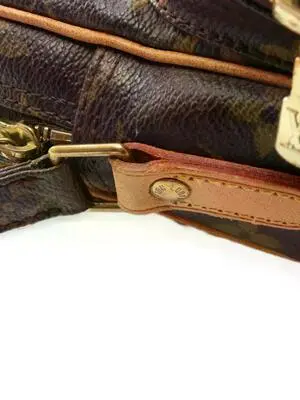 LOUIS VUITTON 2001 Amazon Monogram Shoulder Bag