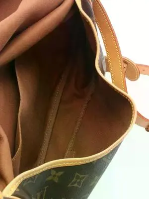 LOUIS VUITTON 1993 30 Saumur Monogram Shoulder Bag - Brown