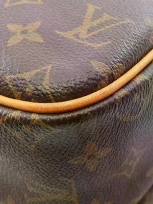 LOUIS VUITTON 2004 Reporter Gm Monogram Canvas Shoulder Bag