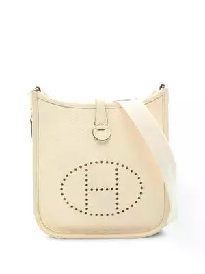 Hermès 2021 Pm Evelyn Shoulder Bag - White
