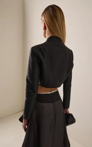 SLOAN Fitted Cropped Crepe Top With Mandarin Collar