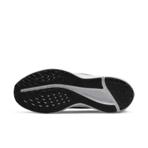 Nike Quest 5 Road Running Shoes