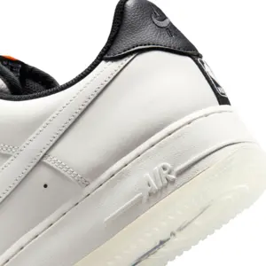 Nike Force 1 '07 Sneakers