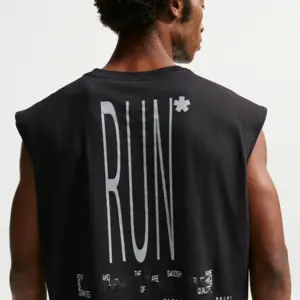 Nike Loose Sleeveless Running T-shirt
