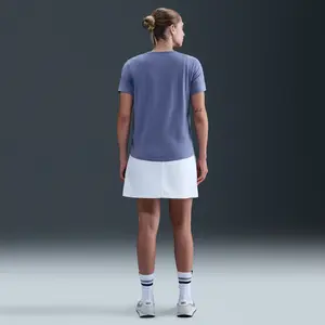 Nike Sportswear Essentials Logo T-shirt