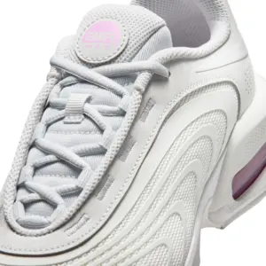 Nike Max Sneakers - White