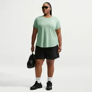 Nike Club Essentials T-shirt - Green