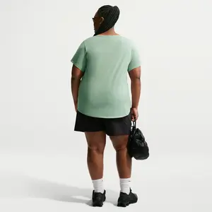 Nike Club Essentials T-shirt - Green