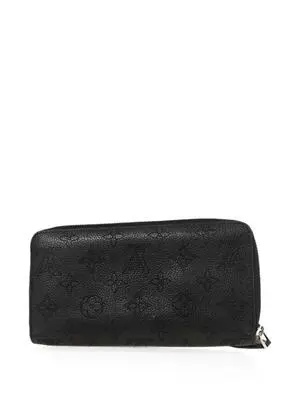 LOUIS VUITTON 2017 Monogram Mahina Zippy Wallet