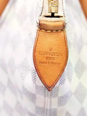 LOUIS VUITTON Damier Azur Saleya Mm Tote Bag - White