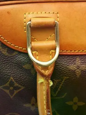 LOUIS VUITTON 1996 Deauville Monogram Tote Bag